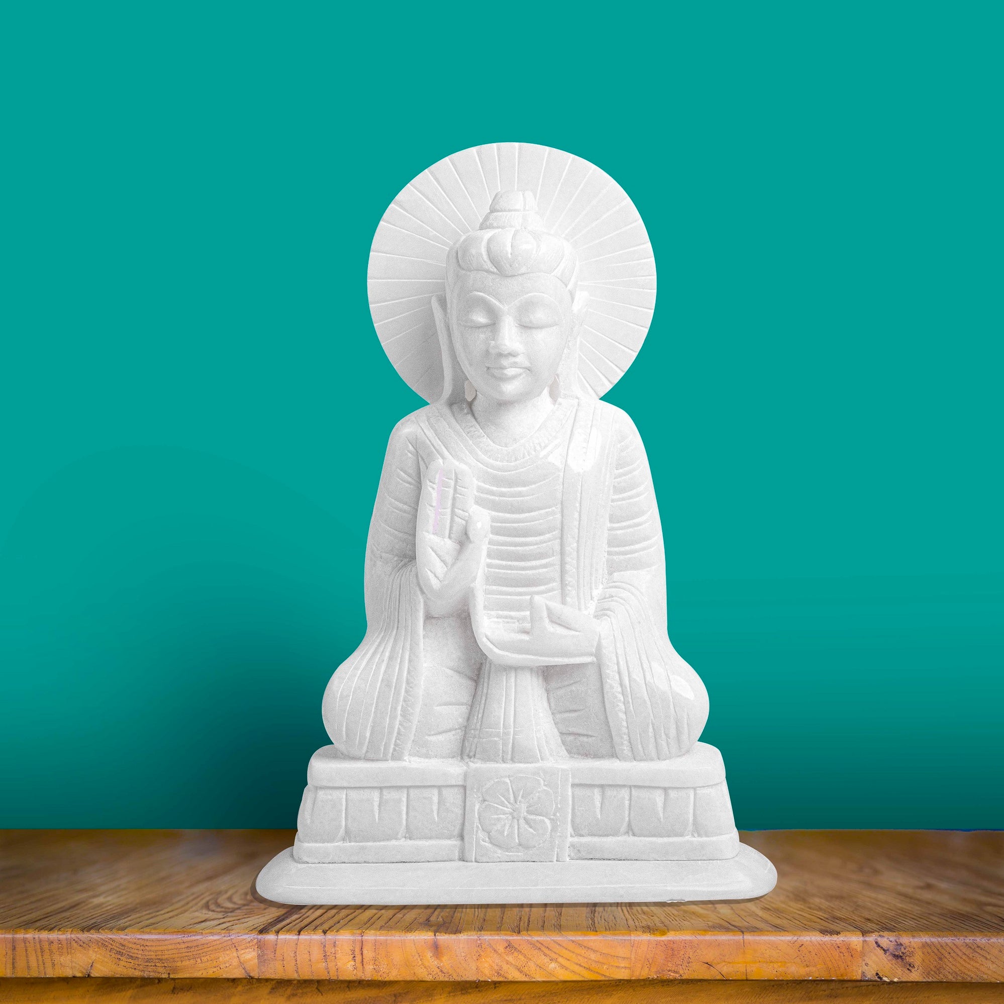 Comparison of Marble Buddha statues from different historical periods ...